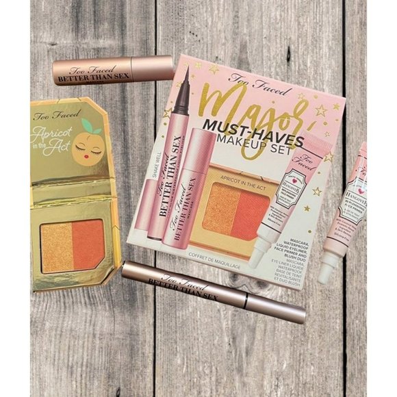 Too Faced | Makeup | Too Faced Major Must Haves 4pc Gift Set | Poshmark